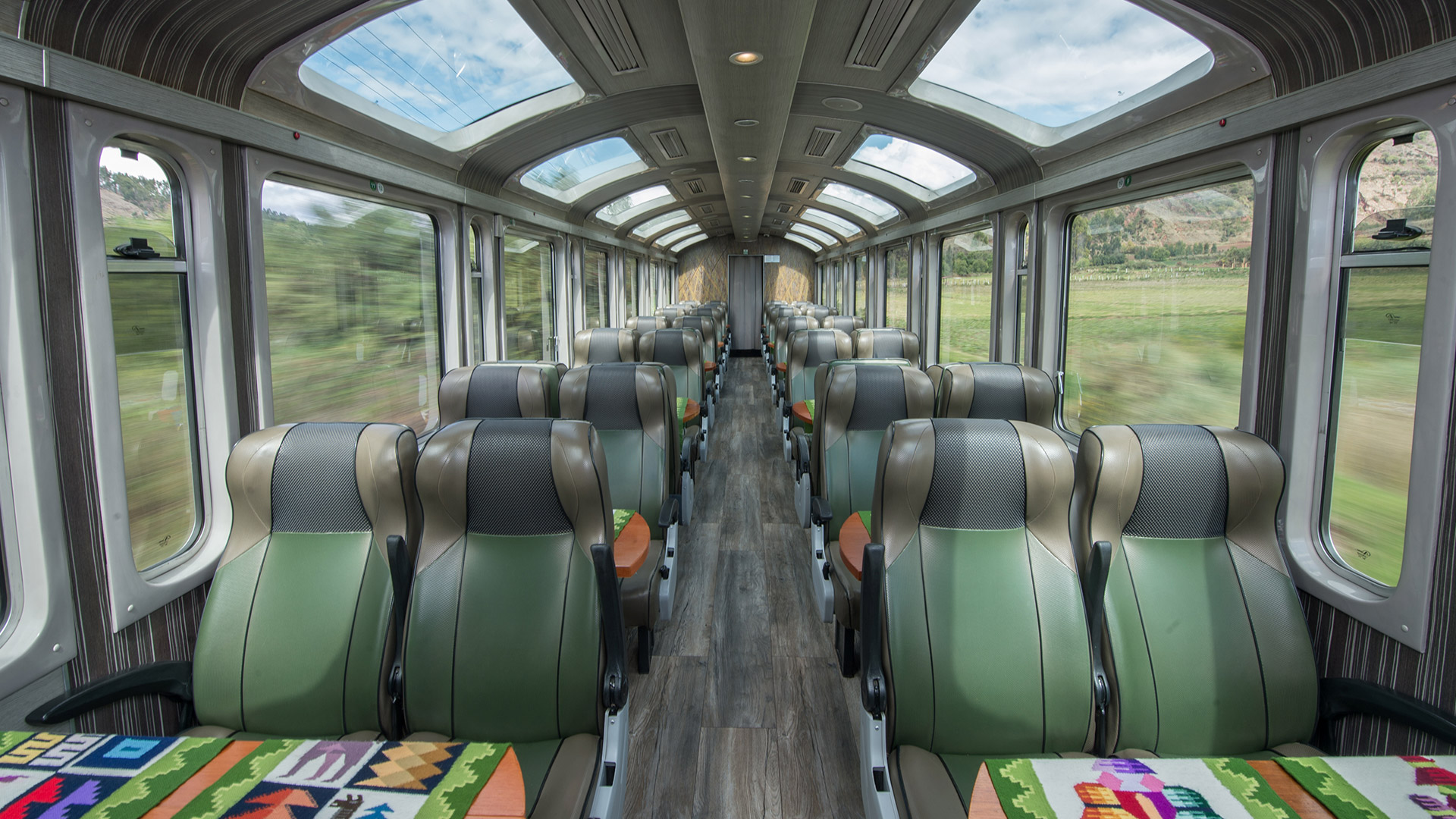 Trem Panorâmico para Machu Picchu Cusco | PeruRail Vistadome