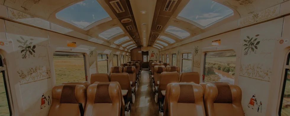 Discover the panoramic carriage of the PeruRail Vistadome